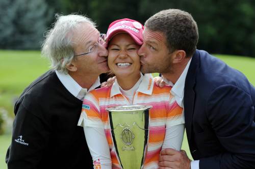 Miyazato beats Lewis by 2 shots at Evian - The Korea Herald