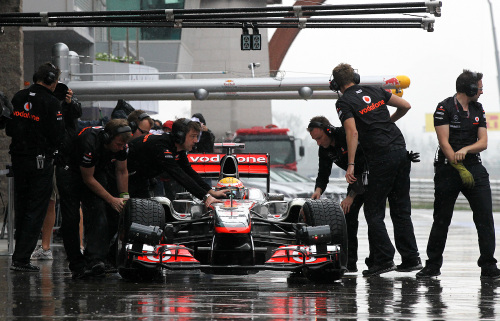 McLaren’s Hamilton fastest on Day 1 at Korean GP - The Korea Herald