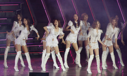 Asia’s K-pop clones dance to Korean beat - The Korea Herald