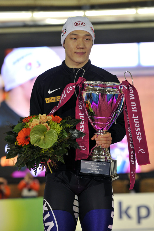 Mo, Yu, Nesbitt win speedskating titles - The Korea Herald