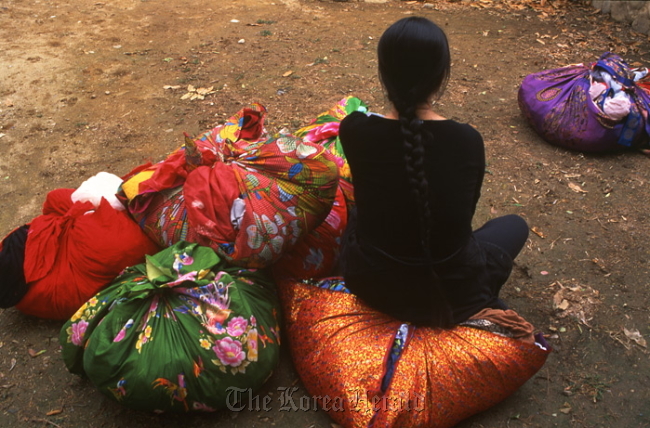 Cloth artworks to represent Korea at Venice Biennale - The Korea Herald