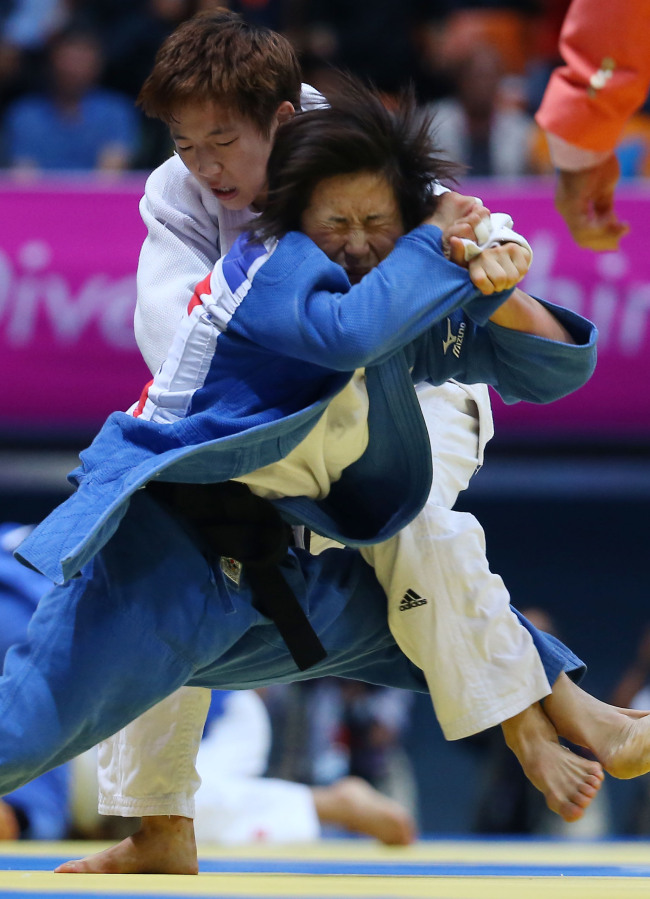 [Asian Games] Judoka Kim Sol-mi wins N. Korea's first medal in Incheon ...