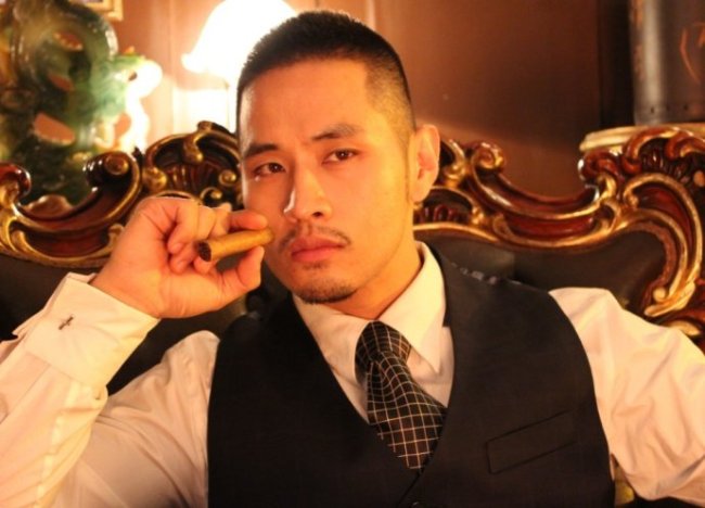 Court upholds entry ban for singer to S. Korea - The Korea Herald
