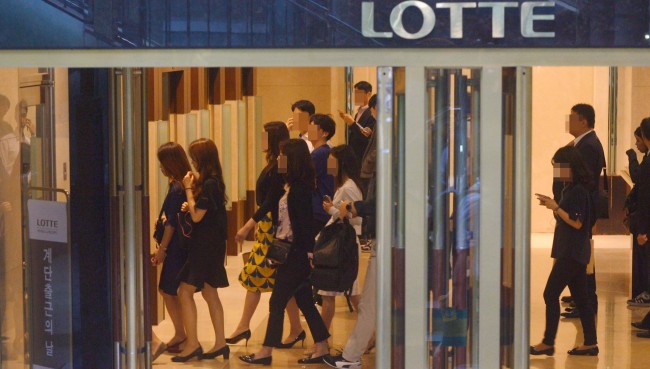 Lotte ‘positively’ reviewing acquisition of Pakistani Pepsi bottler ...