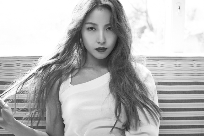 BoA to release live performance of ‘Spring Rain’ - The Korea Herald