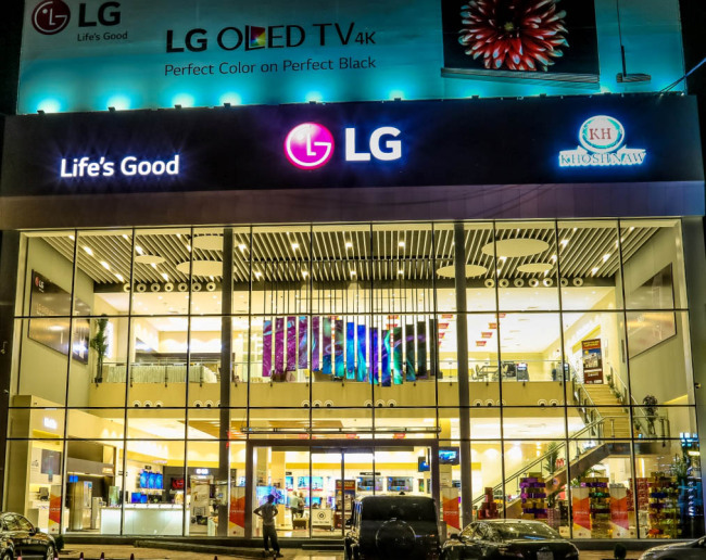 LG opens biggest overseas brand shop in Iraq - The Korea Herald