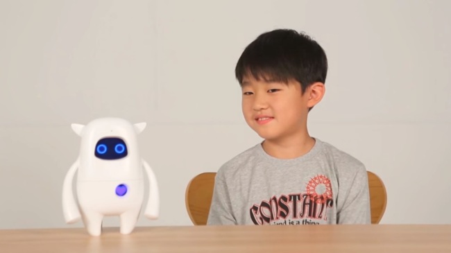 [ITU 2017] Meet Musio, the AI social robot that understands humans ...