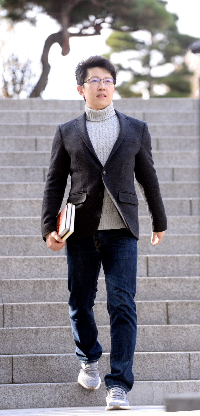 [Herald Interview] Life on street in North Korea - The Korea Herald