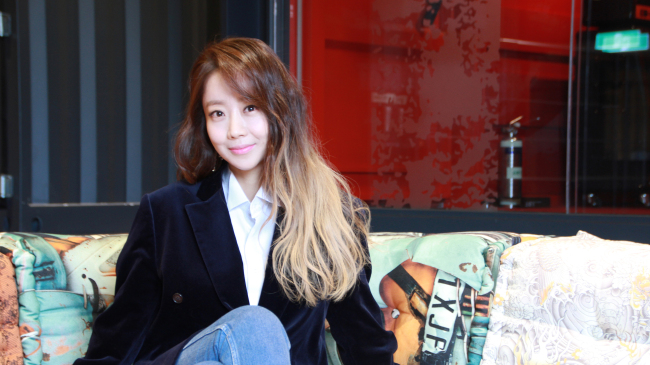 [Herald Interview] Out of dark tunnel, Yangpa sings to send message of ...