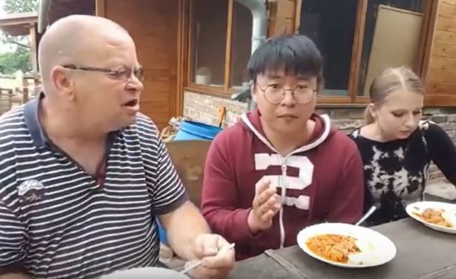 3 YouTube Vloggers show glimpse into biracial marriage life - The Korea ...