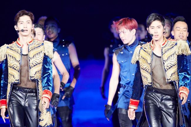 TVXQ draws more than legendary home acts in Japan - The Korea Herald