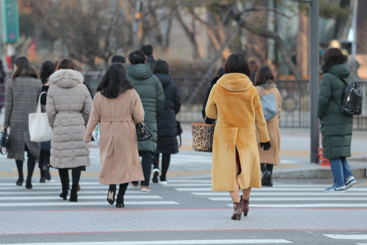 S. Korea gripped by season's coldest weather - The Korea Herald
