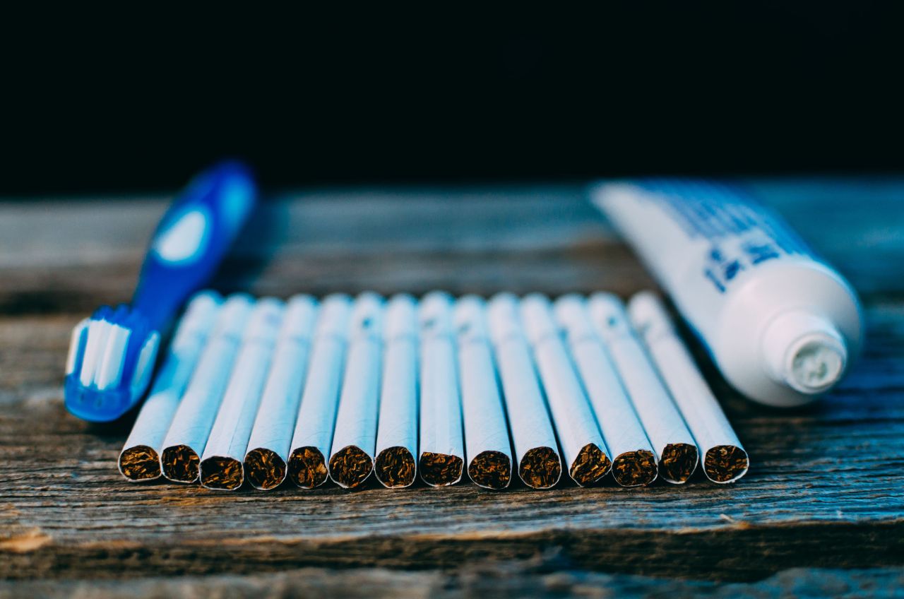 [Feature] Smokers ditch smells but not habit - The Korea Herald