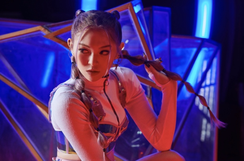 AleXa releases electrifying first EP “Do Or Die” - The Korea Herald