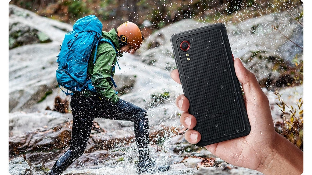 Samsung unveils new smartphone suitable for tough work environments ...