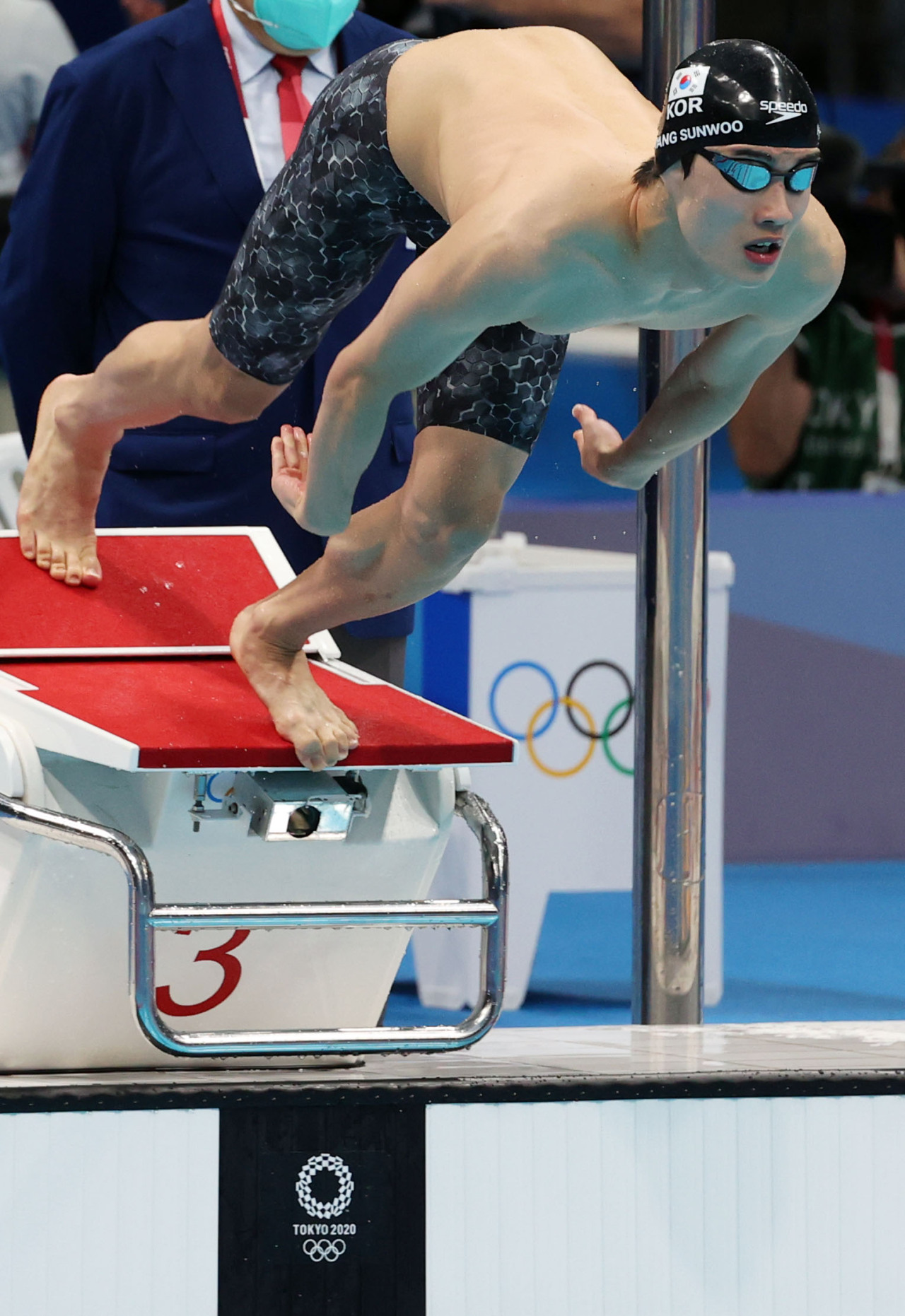 [Tokyo Olympics] Teen swimming sensation Hwang Sun-woo breaks Asian ...
