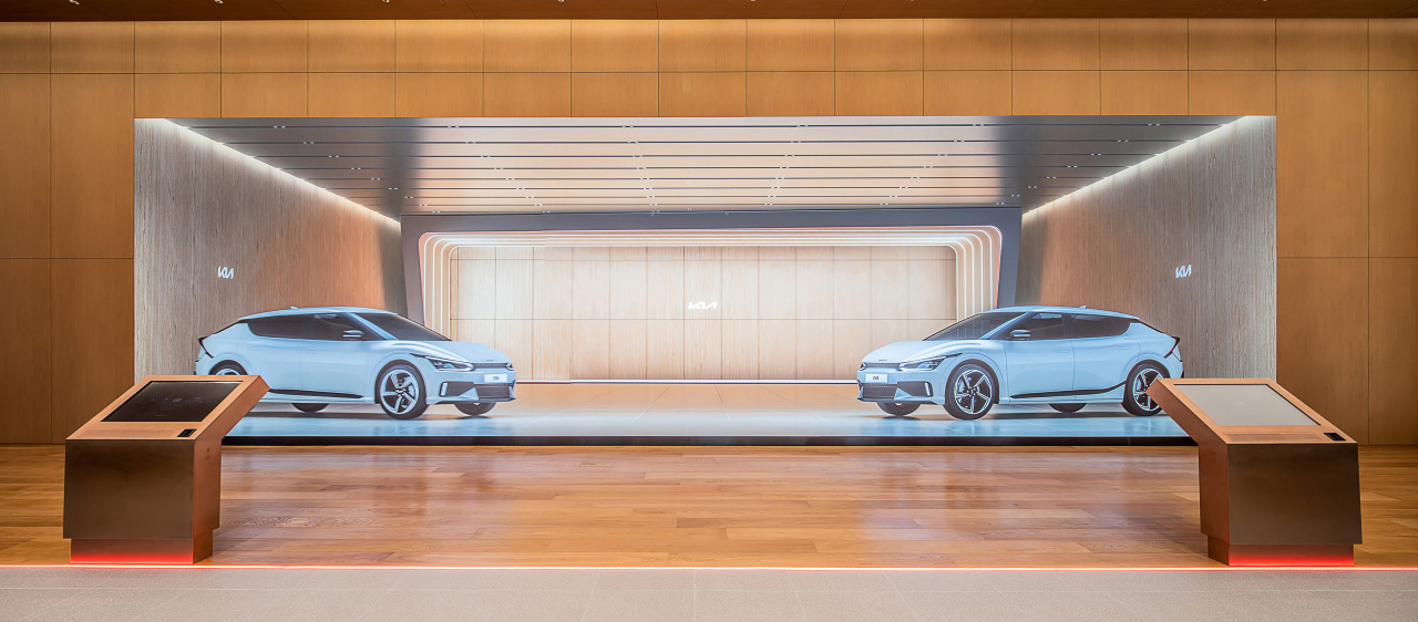 [Photo News] Kia flagship store opens in western Seoul - The Korea Herald