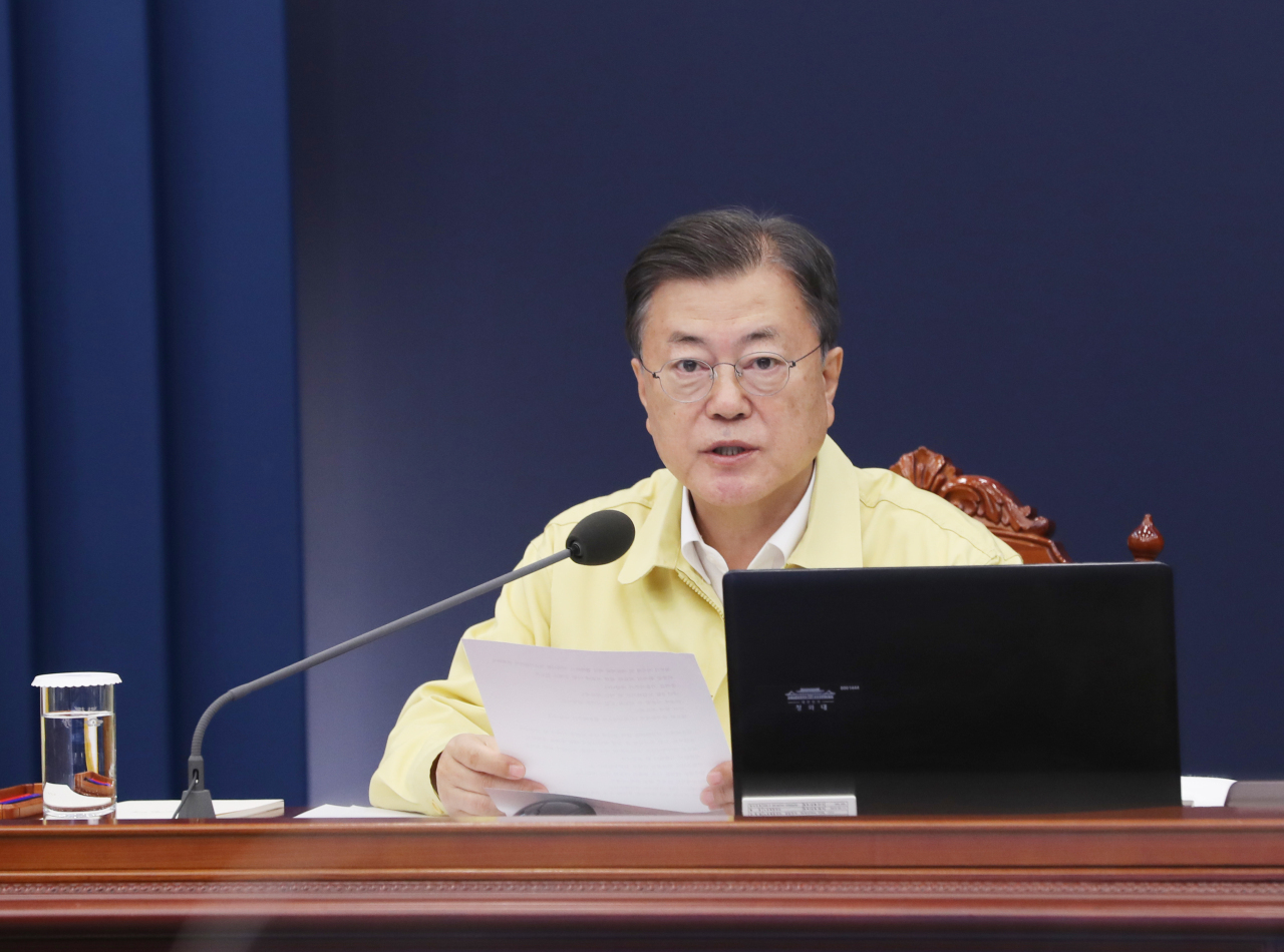 Moon calls for more efforts to prevent spread of omicron, people to get ...