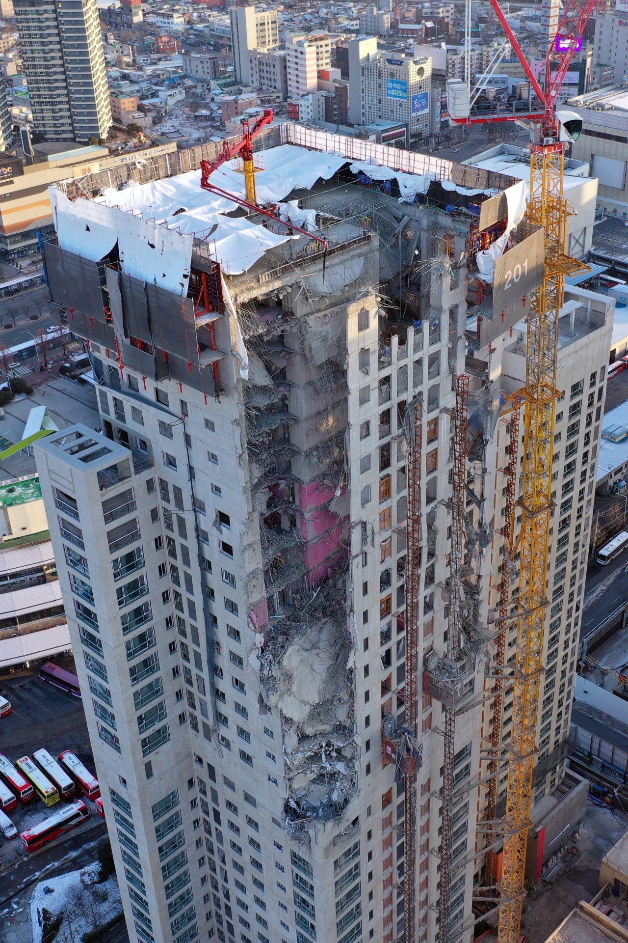 SPO orders joint probe of Gwangju building collapse accident - The ...