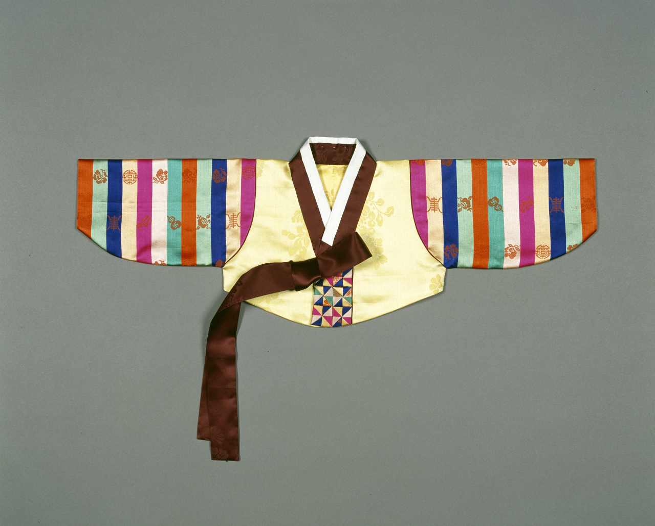 ‘Hanbok saenghwal’ joins National Heritage list - The Korea Herald