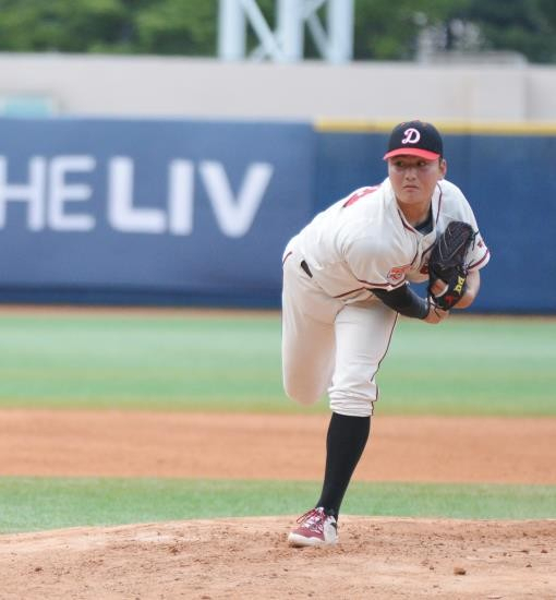 Looking to join MLB club, high school pitching prospect skips KBO draft ...