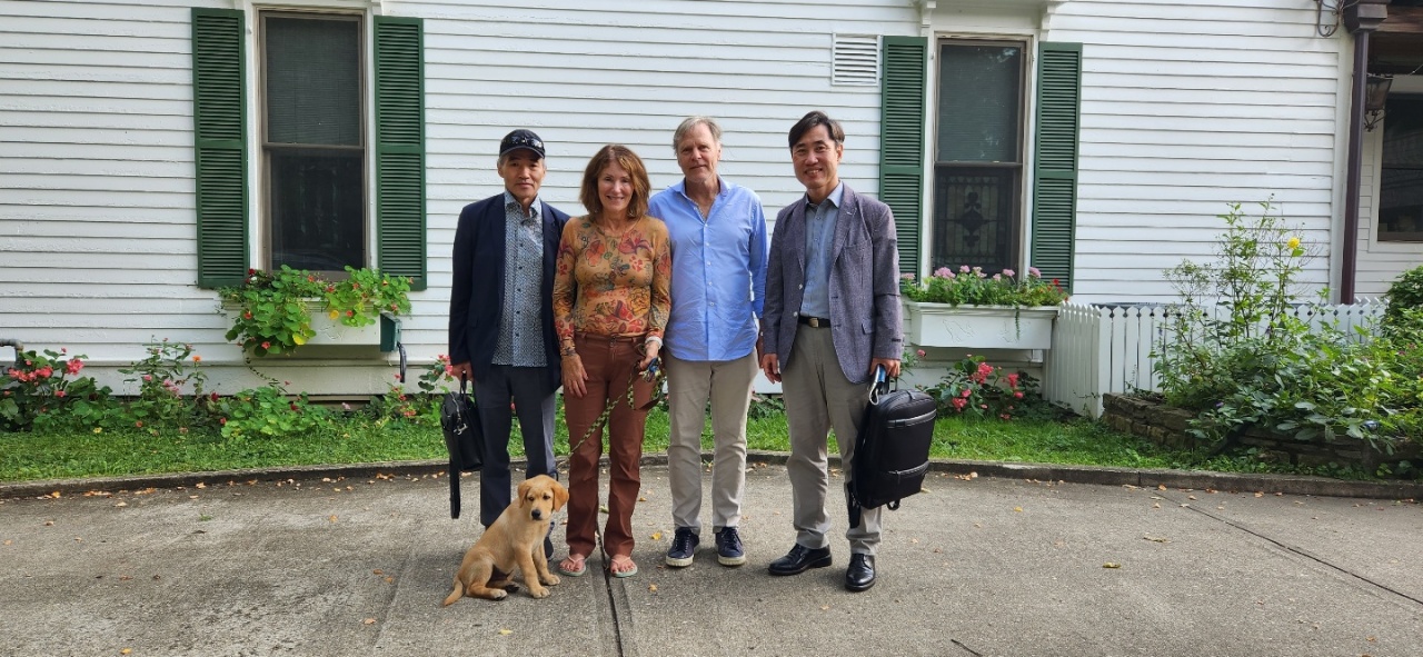 [Newsmaker] Families of Lee Dae-jun, Otto Warmbier meet - The Korea Herald