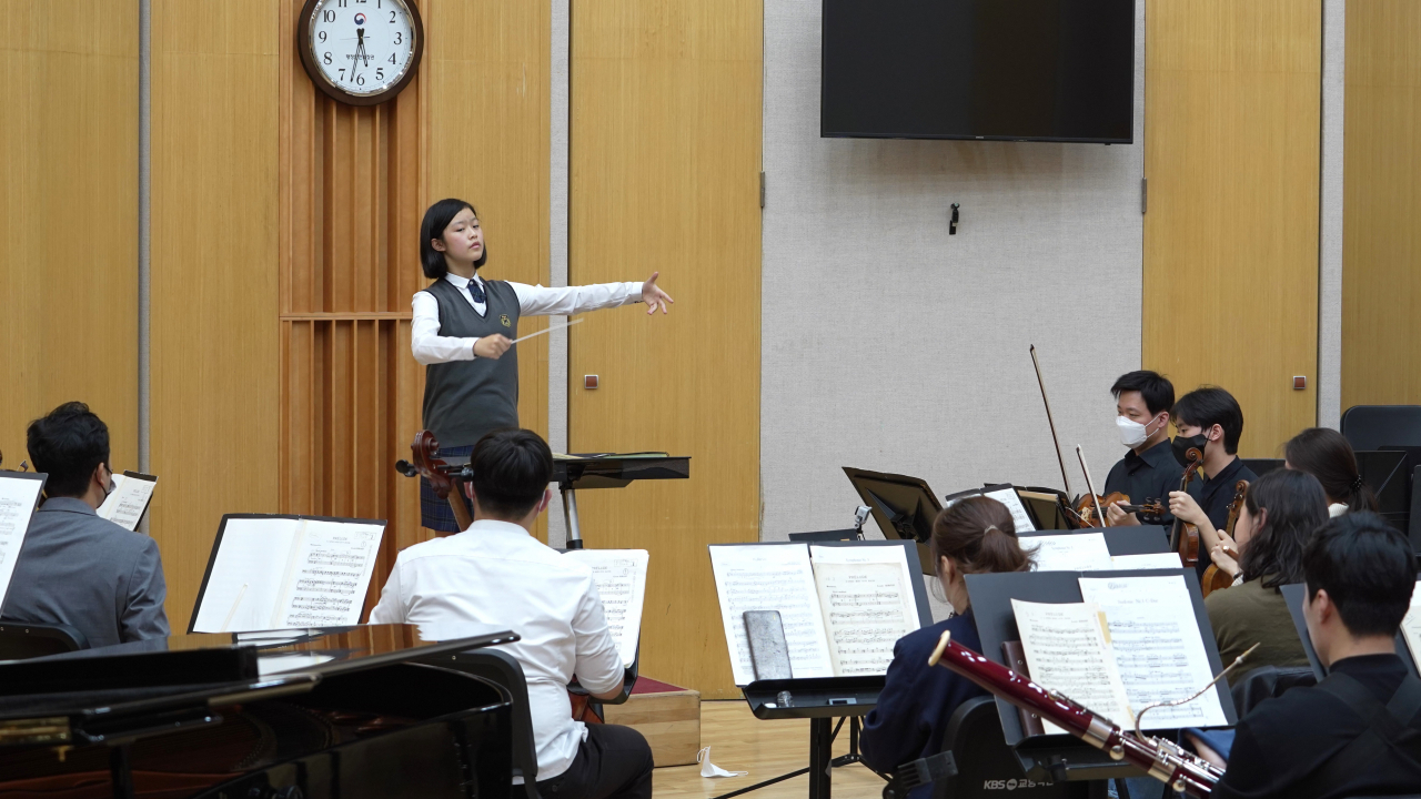 Passing the baton: Workshops to help future conductors take the stage - The Korea Herald