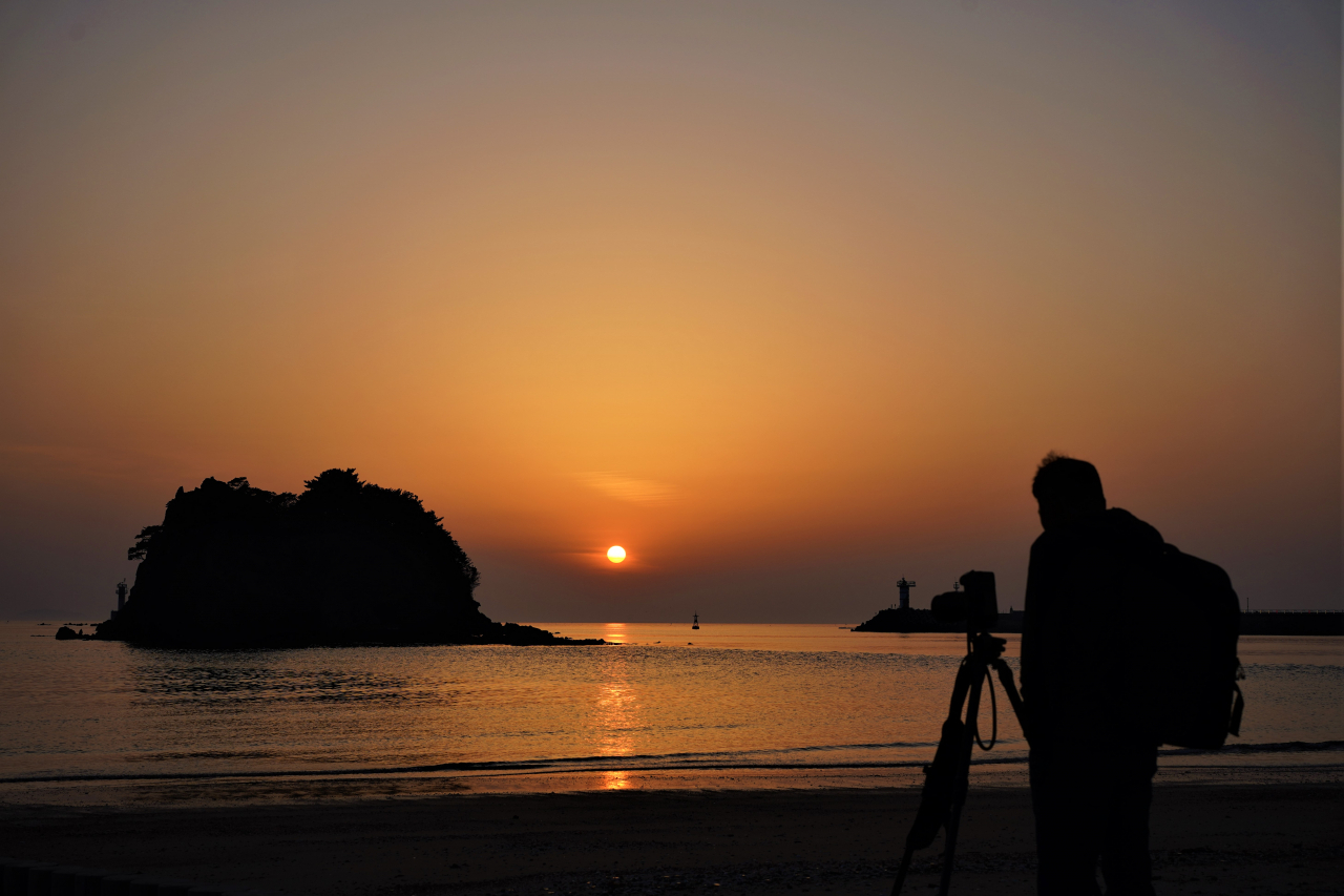 [One with Nature] Taean sunsets bring memorable coastal escape - The ...