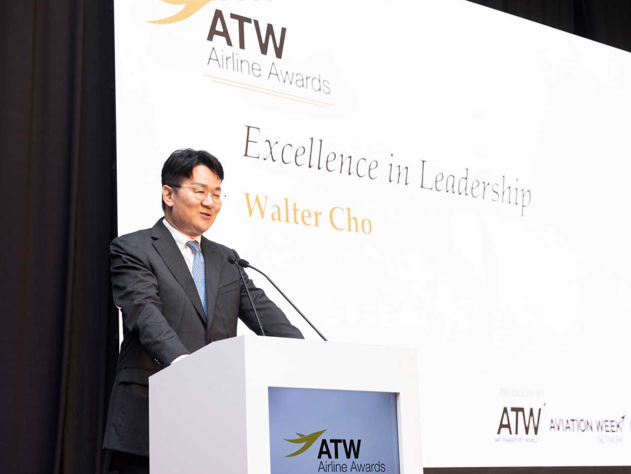 Korean Air CEO wins ATW leadership award - The Korea Herald
