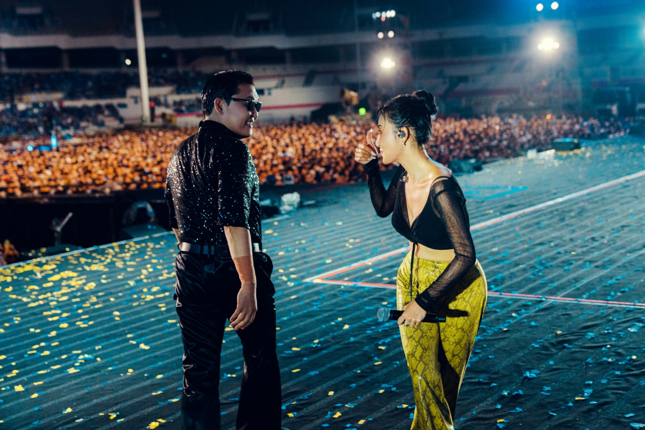 [Herald Review] Psy blows away sultry summer with ‘Summer Swag’ - The ...