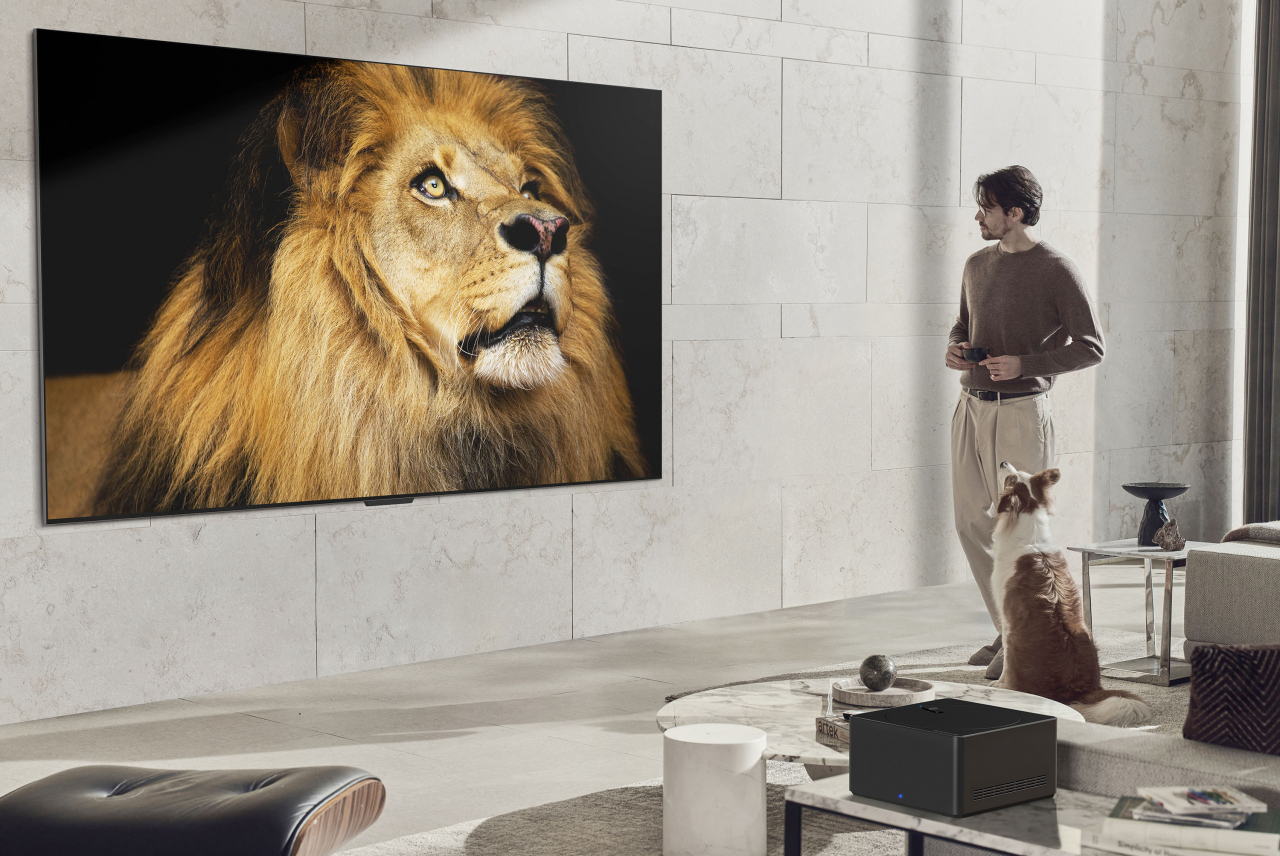 [Photo News] World's first wireless OLED TV - The Korea Herald