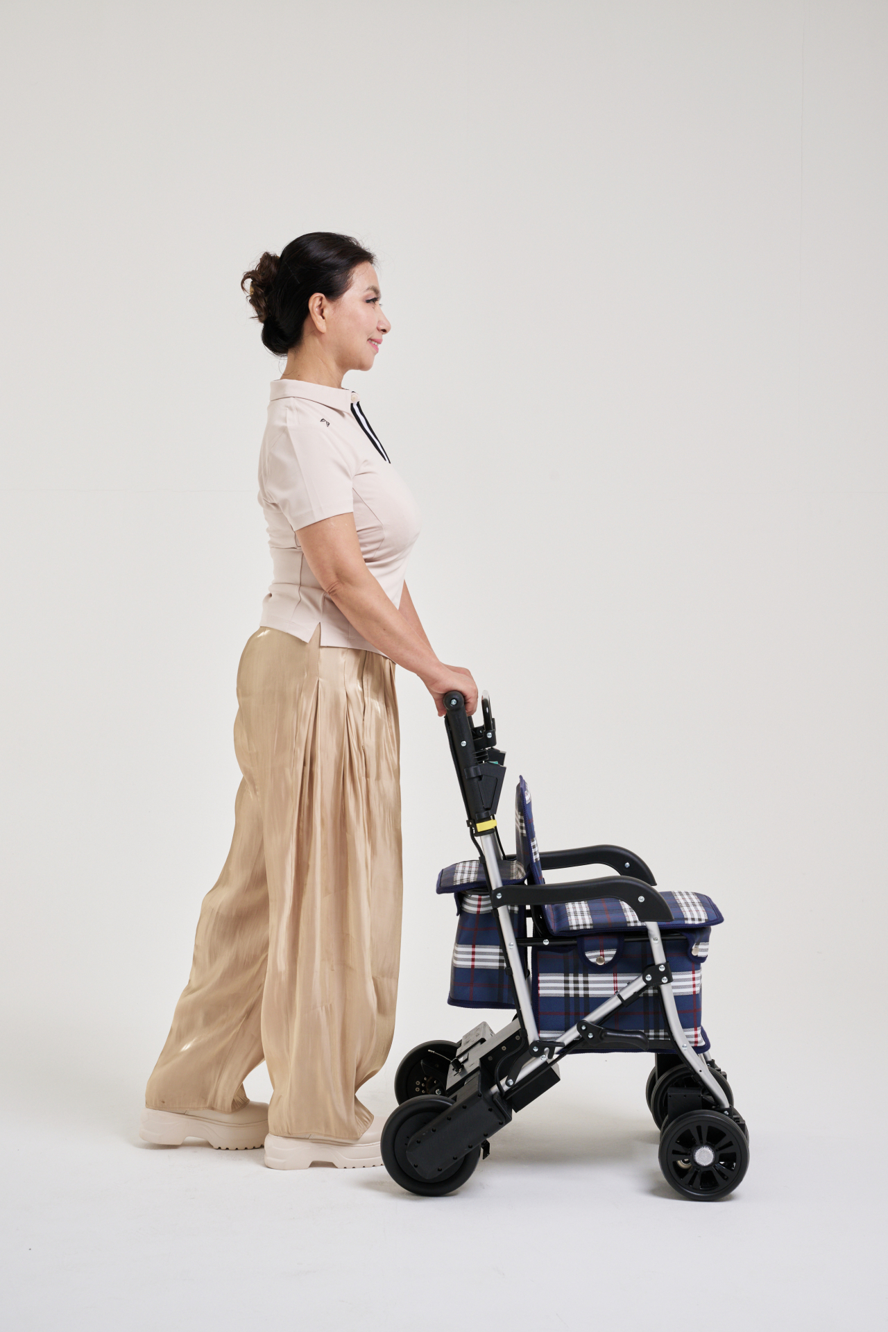 DB Robotics invents nation's first hybrid electric rollator - The Korea ...
