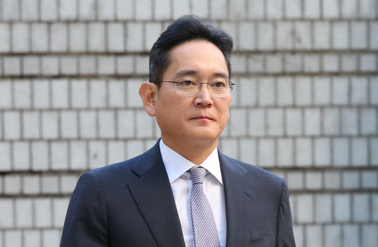 Seoul court delays ruling on Samsung chief in 2015 merger case - The ...