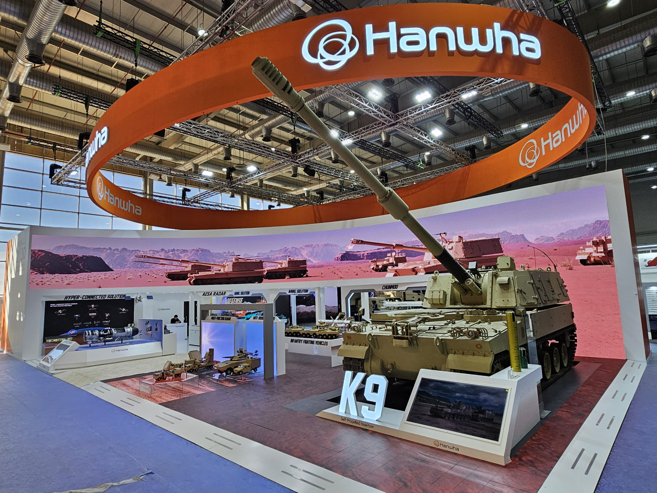 [Photo News] Hanwha in Saudi - The Korea Herald