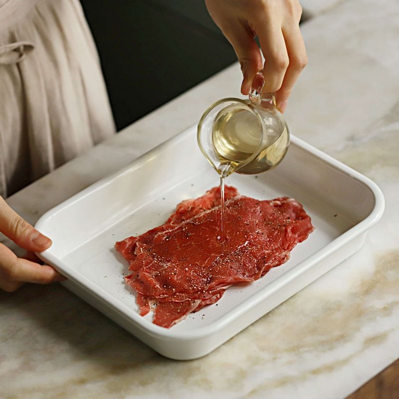 Beef-wrapped rice balls - The Korea Herald