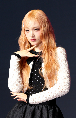 [포토]아이브 리즈, ‘도도하게’ - 헤럴드뮤즈 (Herald Muse)