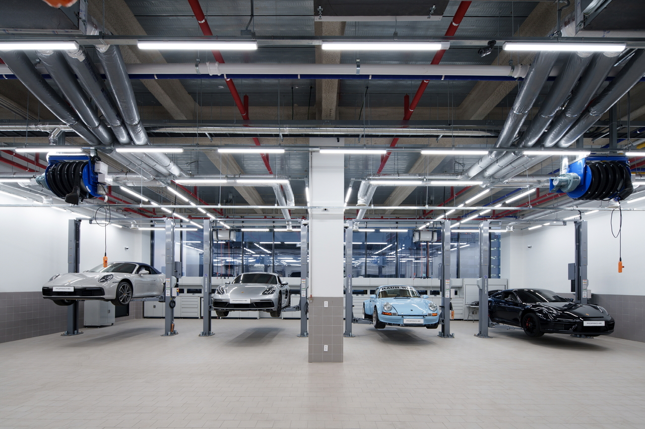 Porsche opens massive service center in Seoul - The Korea Herald