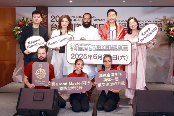 Thehubnews: Spiritual & Yoga Master from India, Grand Master Akshar, to ...