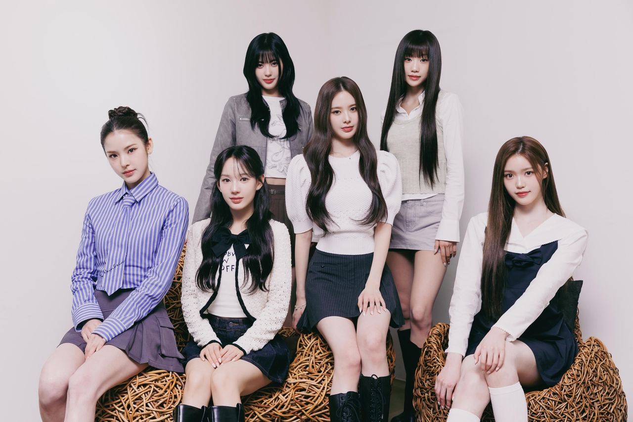 Interview: Izna returns with ‘Sign’ of things to come - The Korea Herald