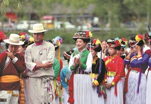 Mosuo ethnic people in Yunnan's 'Shangri-La' boost tourism, maintain ...