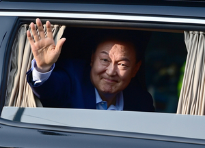 Yoon Suk Yeol's ex-lawyers drop ‘Yoon Again’ political party idea amid ...