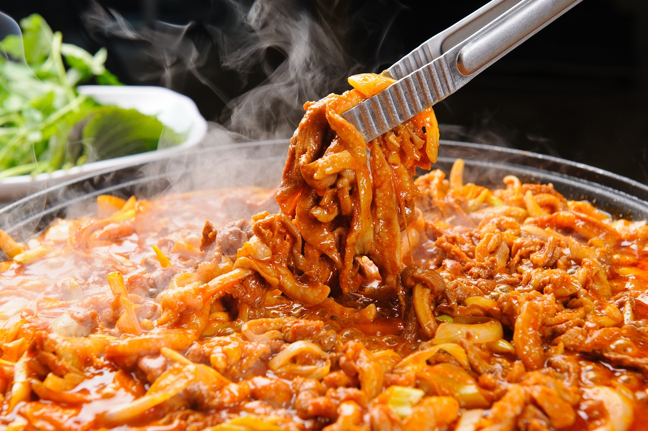 72. Ori jumulleok (Stir-fried marinated duck) - The Korea Herald