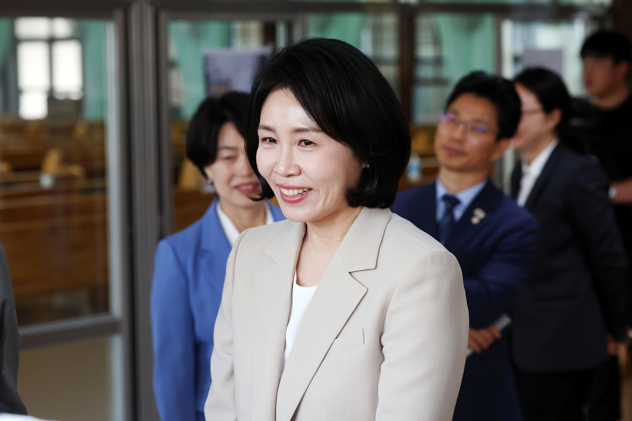 First lady Kim Hye-kyung steps into spotlight - The Korea Herald