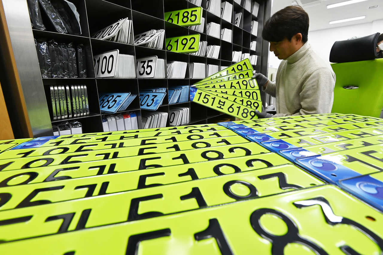 From stigma to status symbol: Lime-green plates lose bite after a year ...