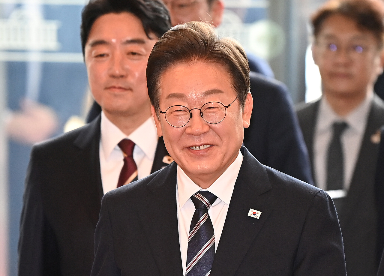 Lee Jae Myung picks 2 Constitutional Court justices, 6 vice ministers ...