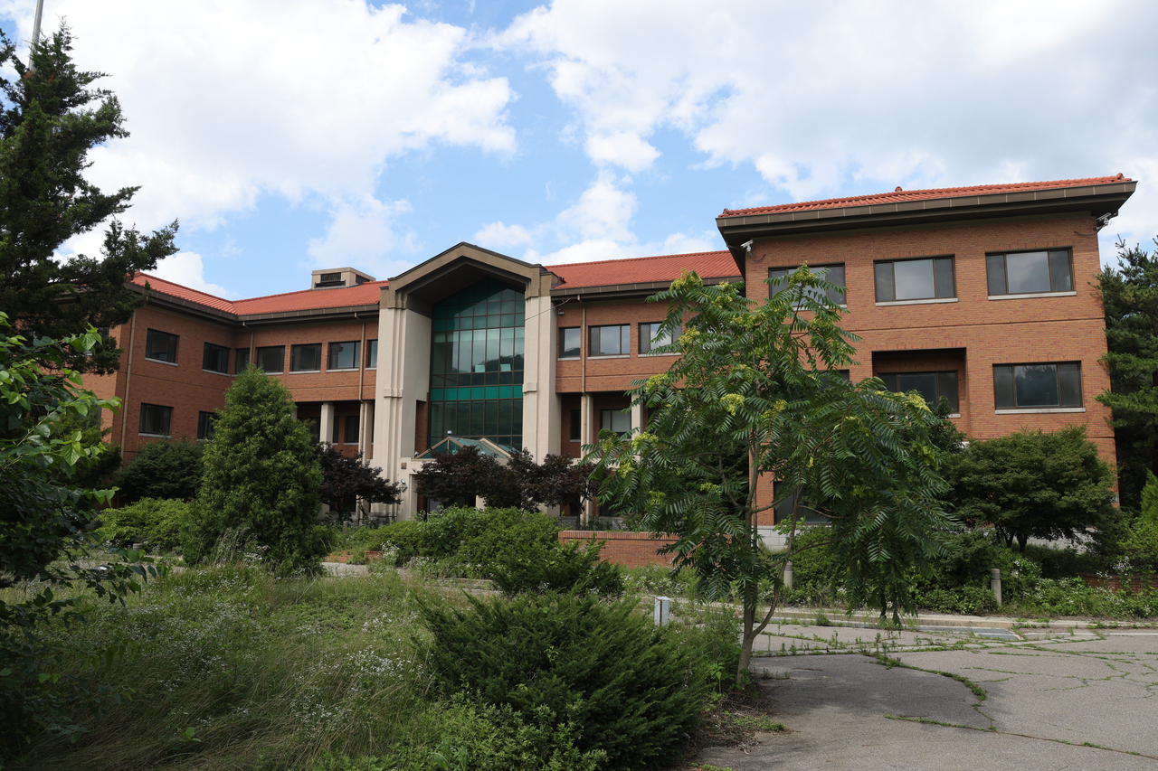 Lee orders Defense Ministry to devise redevelopment plans for ex-US ...