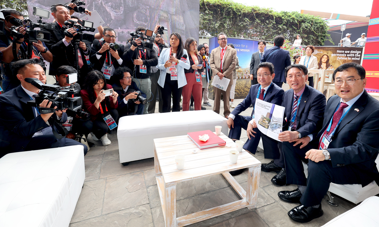 경북도·경주시, 2025년 APEC 정상회의 D-100일 ‘준비 순항’ - 헤럴드경제