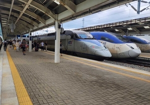 코레일, 휴가철 관광객 많은 전라선 KTX 4회 증편 - 헤럴드경제