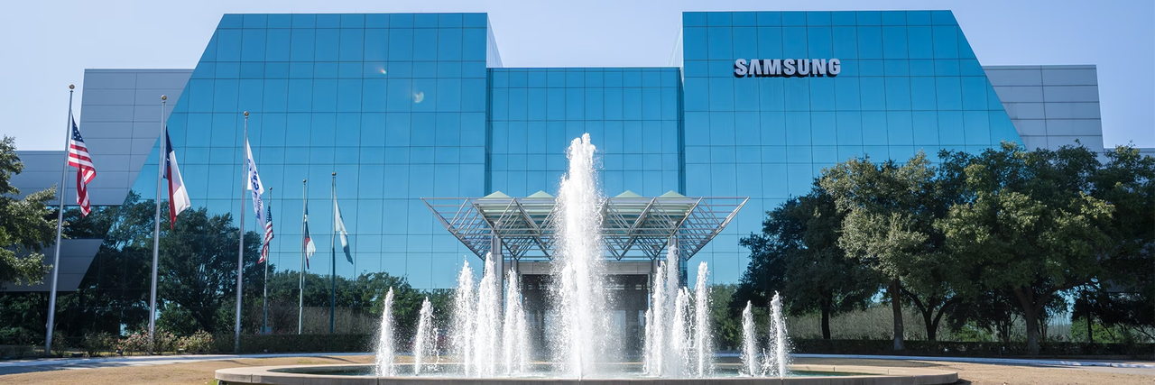 In rare alliance, Samsung to build iPhone chips at US fab - The Korea ...
