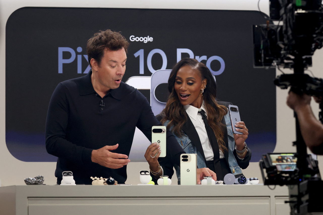 Google packs new Pixel phones with AI - The Korea Herald